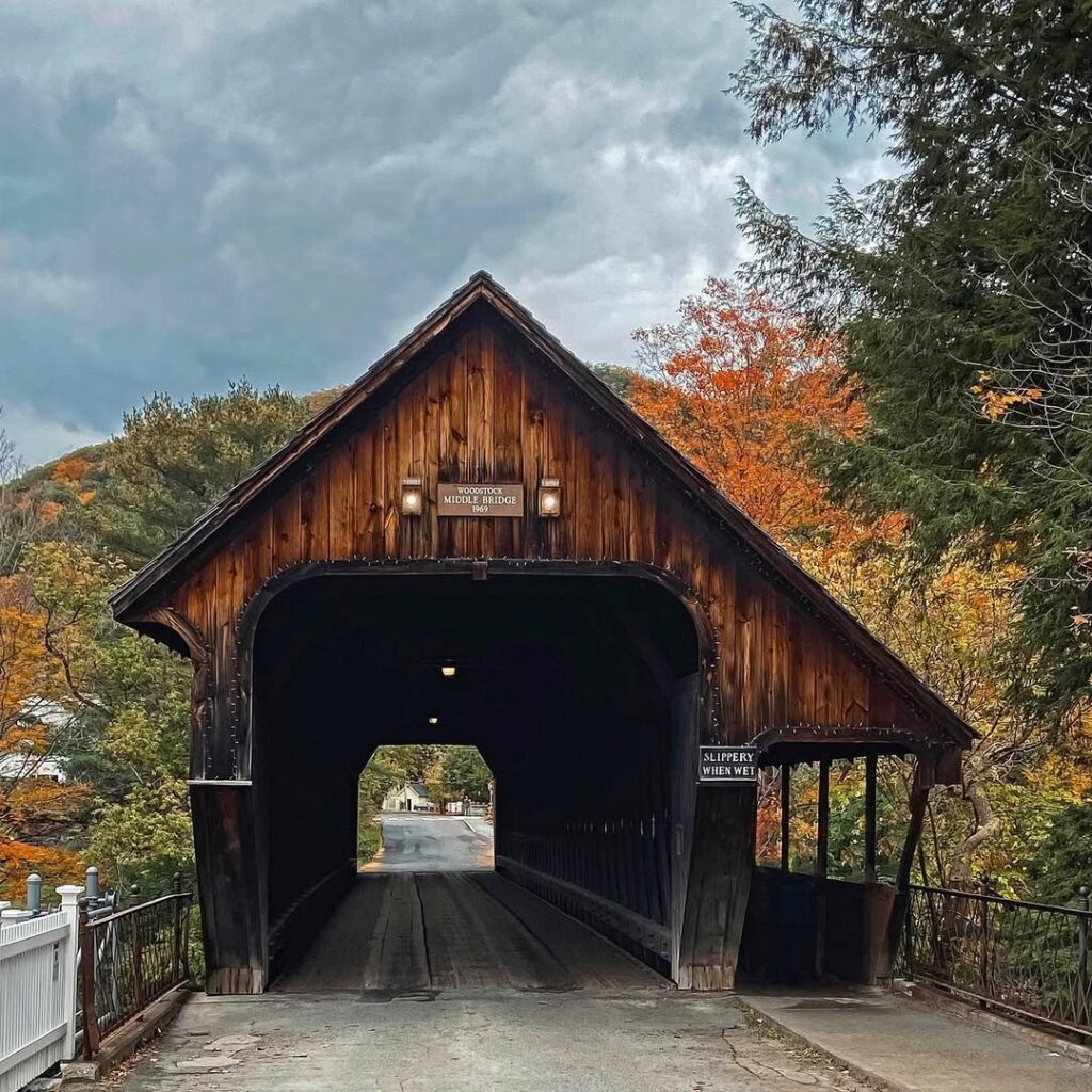 21 Epic Things to Do in Woodstock Vermont in the Fall