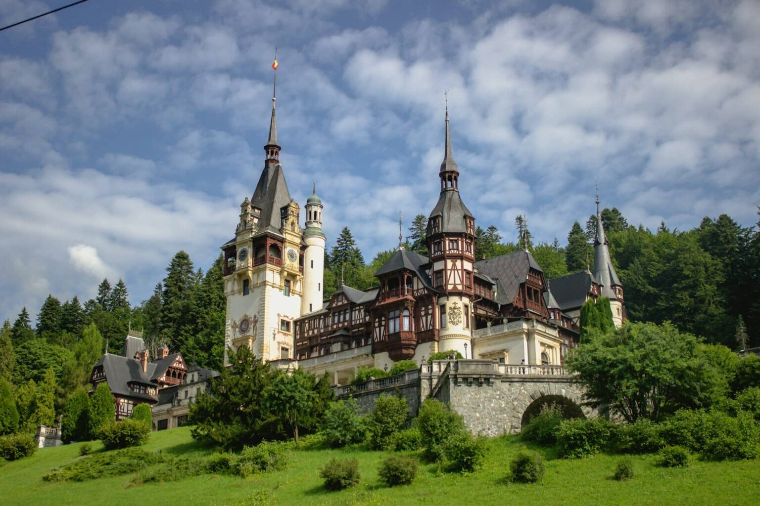 21 Beautiful Places to Travel in Romania You Need to See