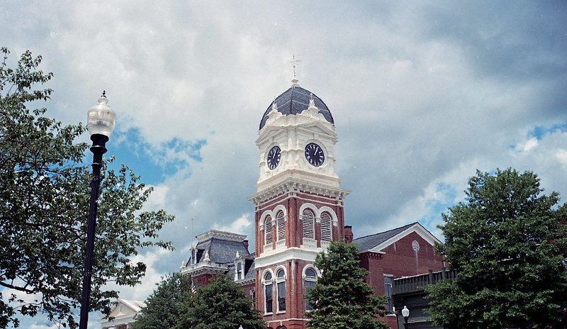 15 Must-Visit Small Towns in Georgia for a Perfect Getaway
