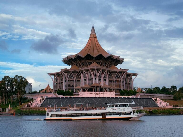 21 Beautiful Places to Travel in Malaysia for Tropical Escapes