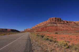 Unforgettable Denver to Moab Road Trip with 16+ Jaw-Dropping Scenic Stops!