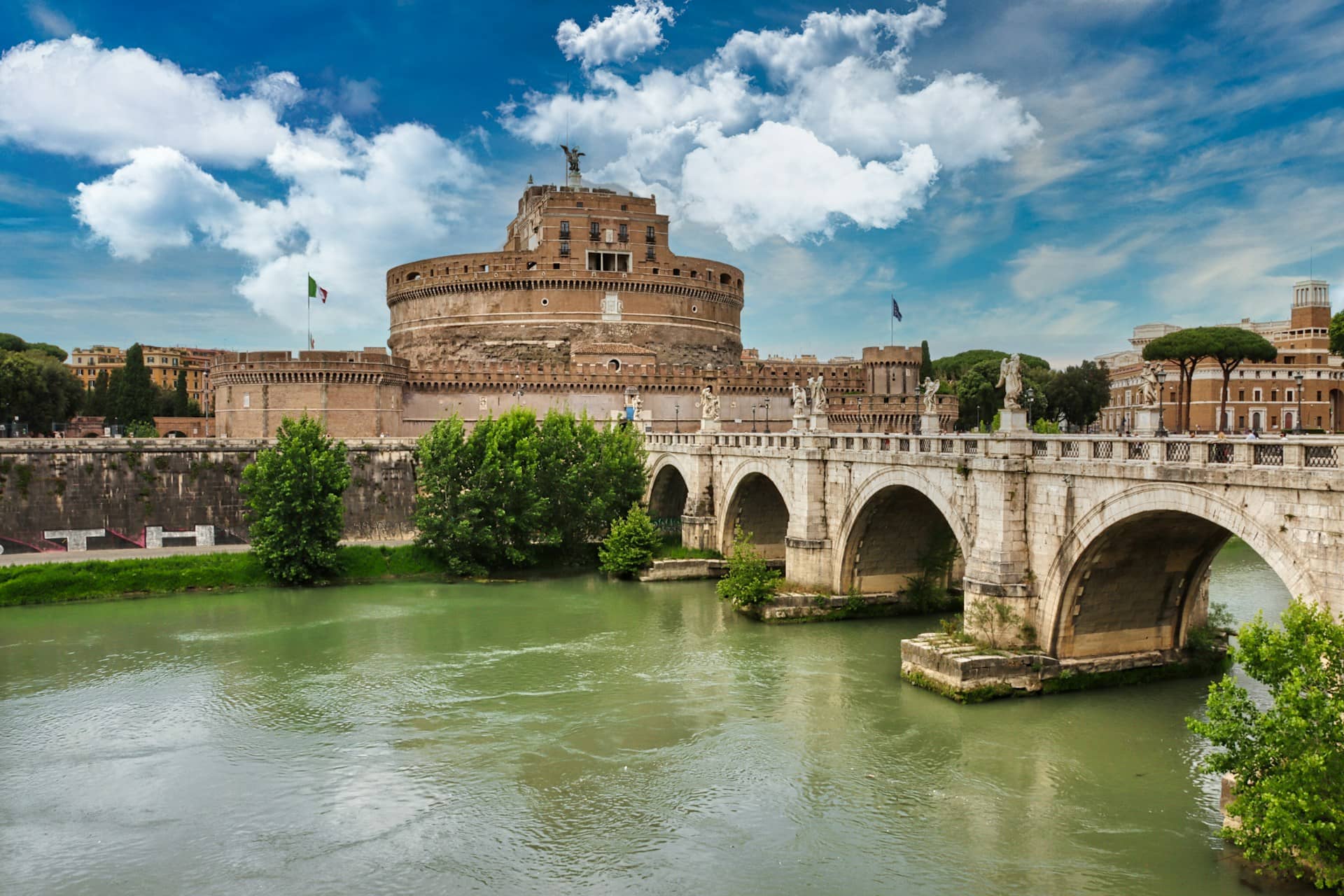 21 Beautiful Places to Travel for Couples That Scream Romance